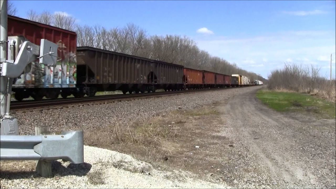 Union Pacific ES44AC no. 7767 West - 5 locomotives, 144 cars - YouTube