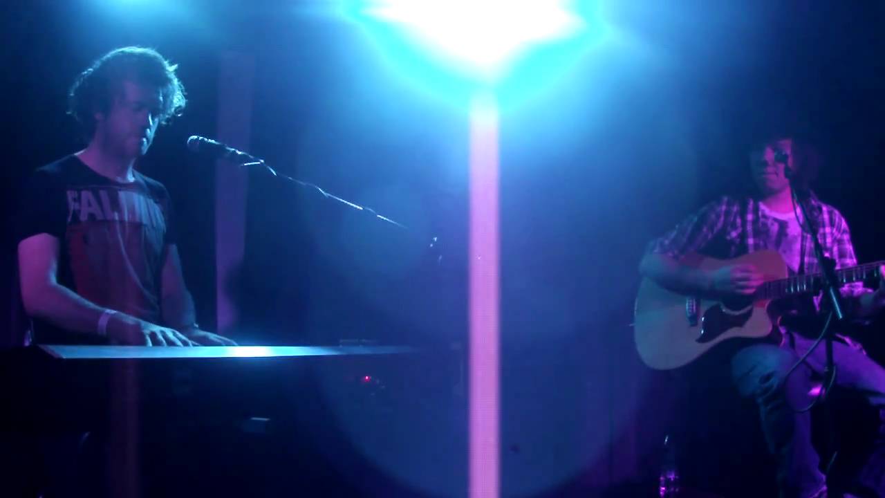Elliot Minor Acoustic Tour - Silently @ Birmingham - YouTube