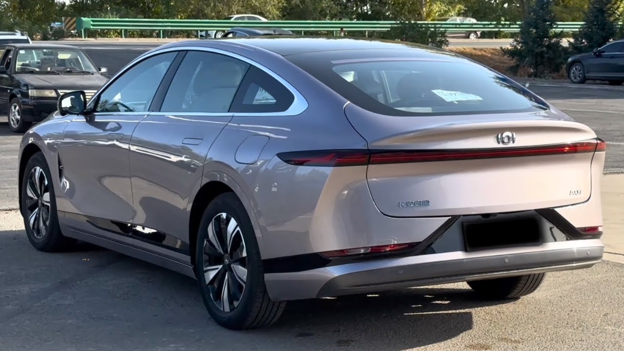 2024 Changan Qiyuan A07 in-depth Walkaround - YouTube