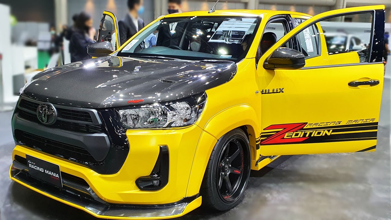 Toyota Hilux Revo Z Edition Mid STD AT RACING MANIA Concept - YouTube