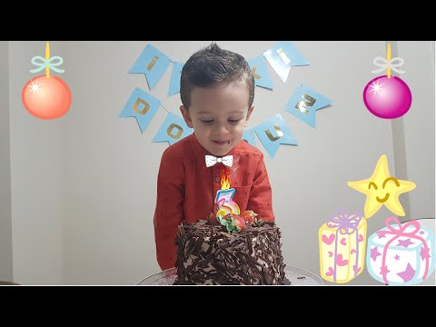 Ediz`3 yaş doğum günü sürprizi yaptık pastanın mumlarını söndüremedi. Çocuk videosu