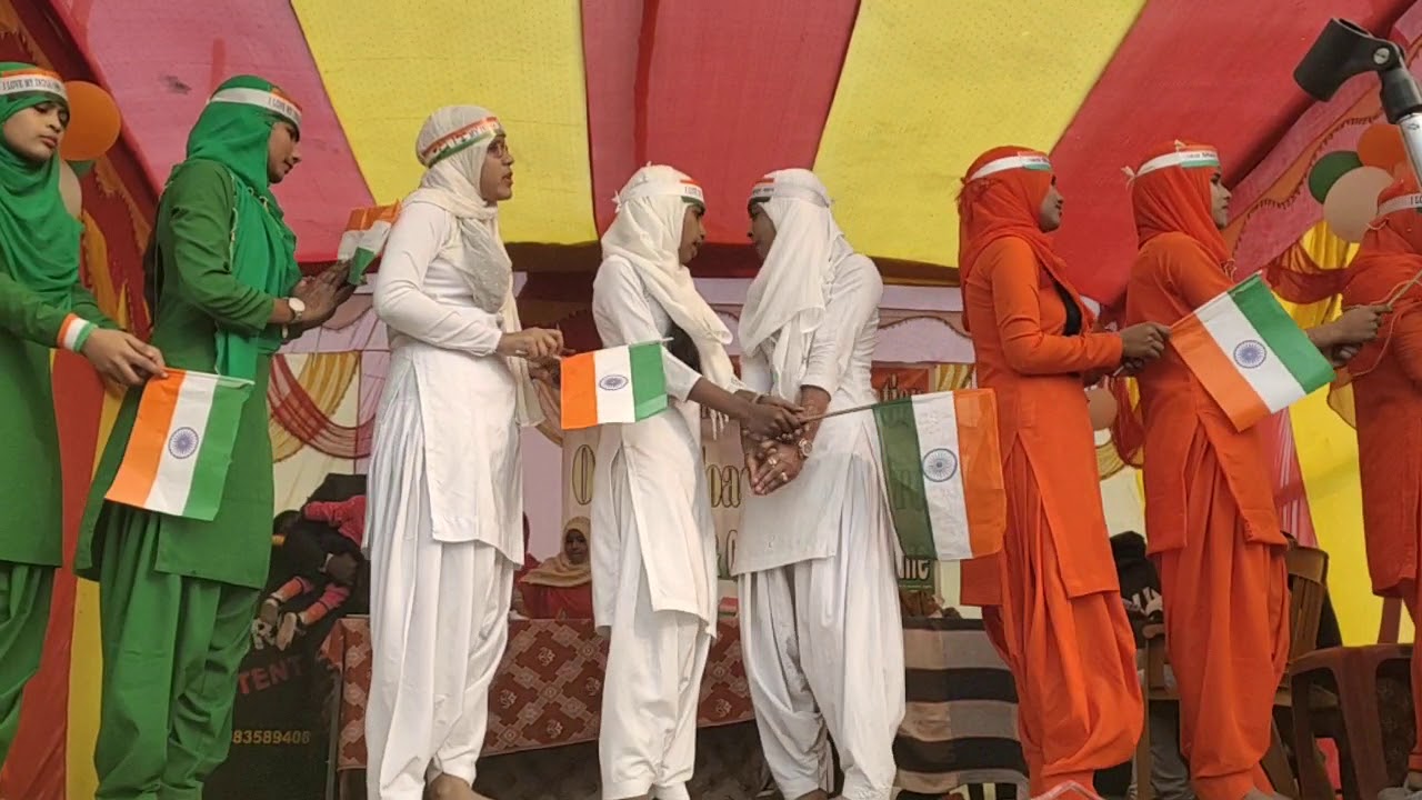 Mere pyare watan tu salamat rahe - YouTube