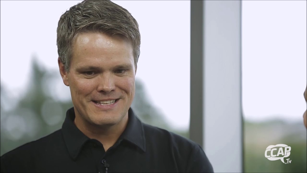 Tim Albert, physiothérapeute - Retour au sport après arrêt - YouTube