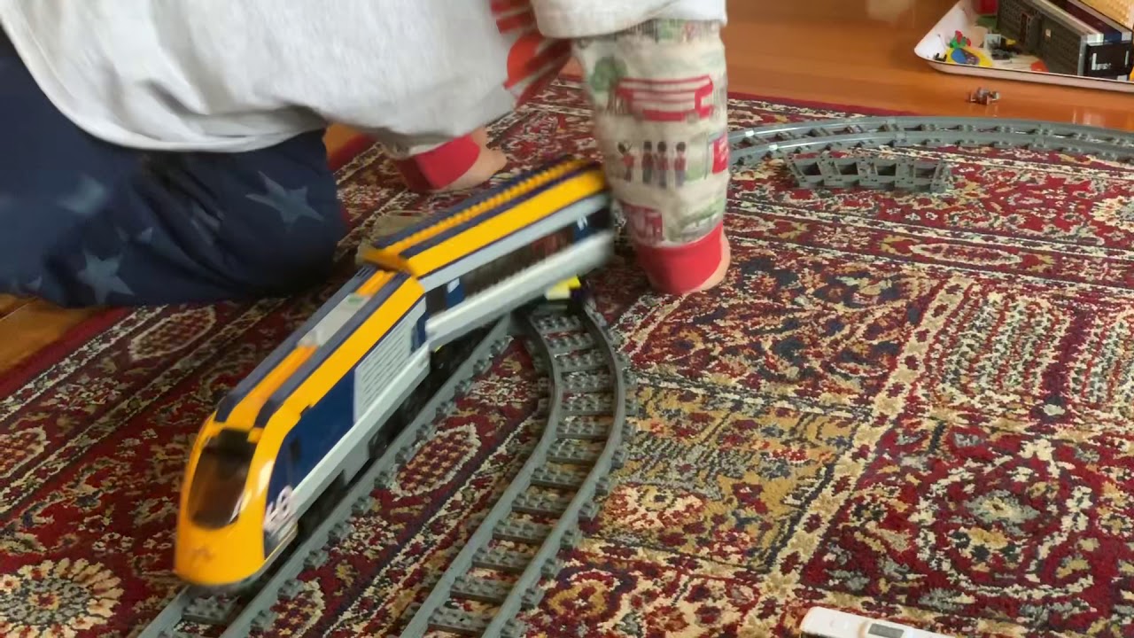 Drifting Lego train - YouTube