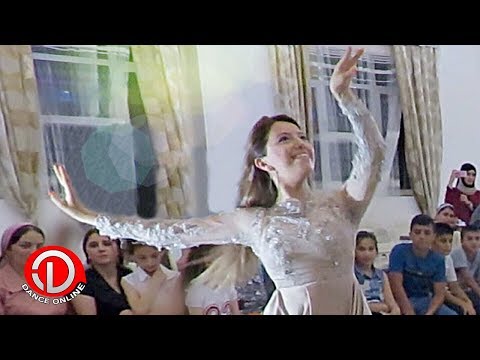 Qizin Milli toy enenemize uygun Gözel Rəqsi 😍