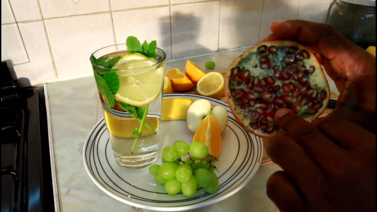 Detox Healthy Breakfast --chef Ricardo juice bar - YouTube
