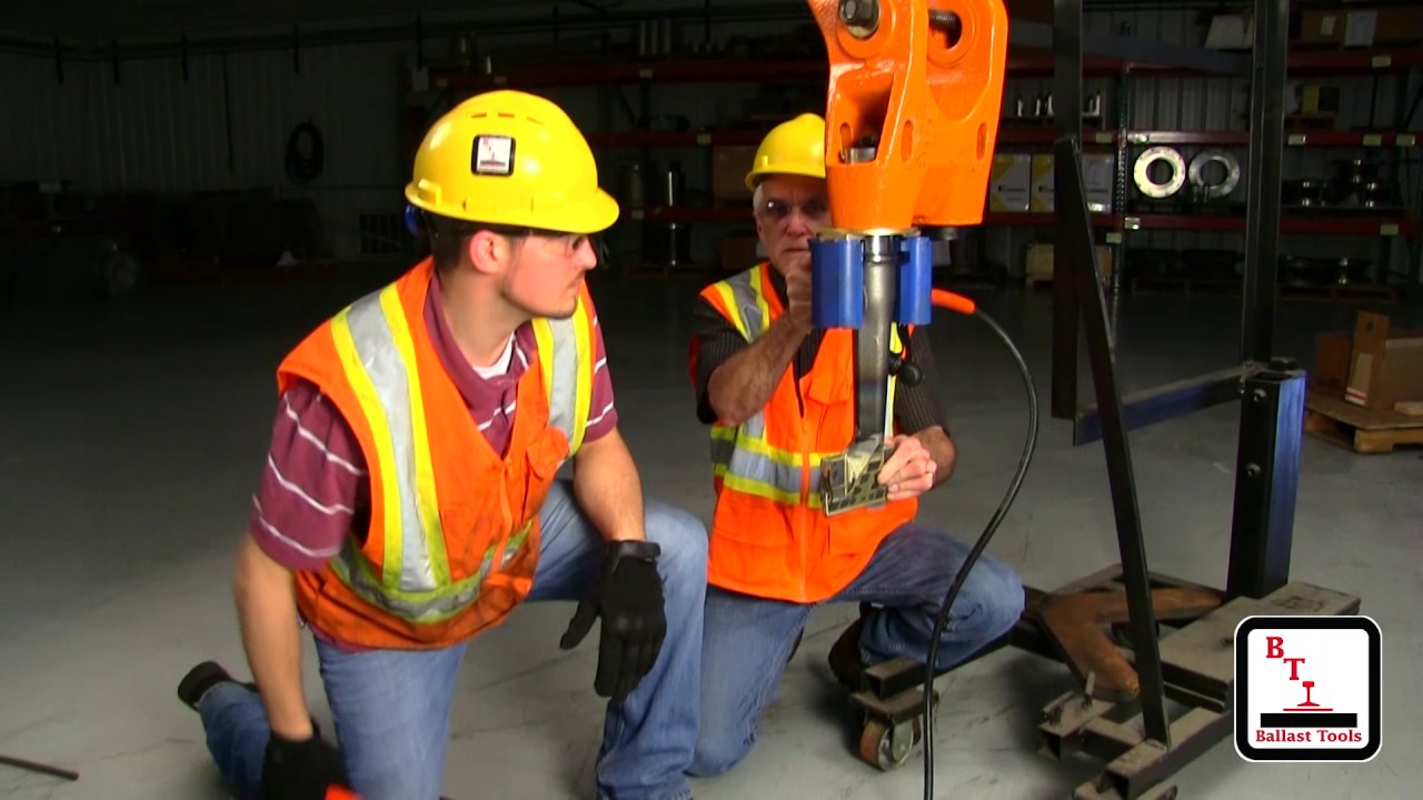 BTI TOOLJACK TAMPING TOOL REMOVER - YouTube