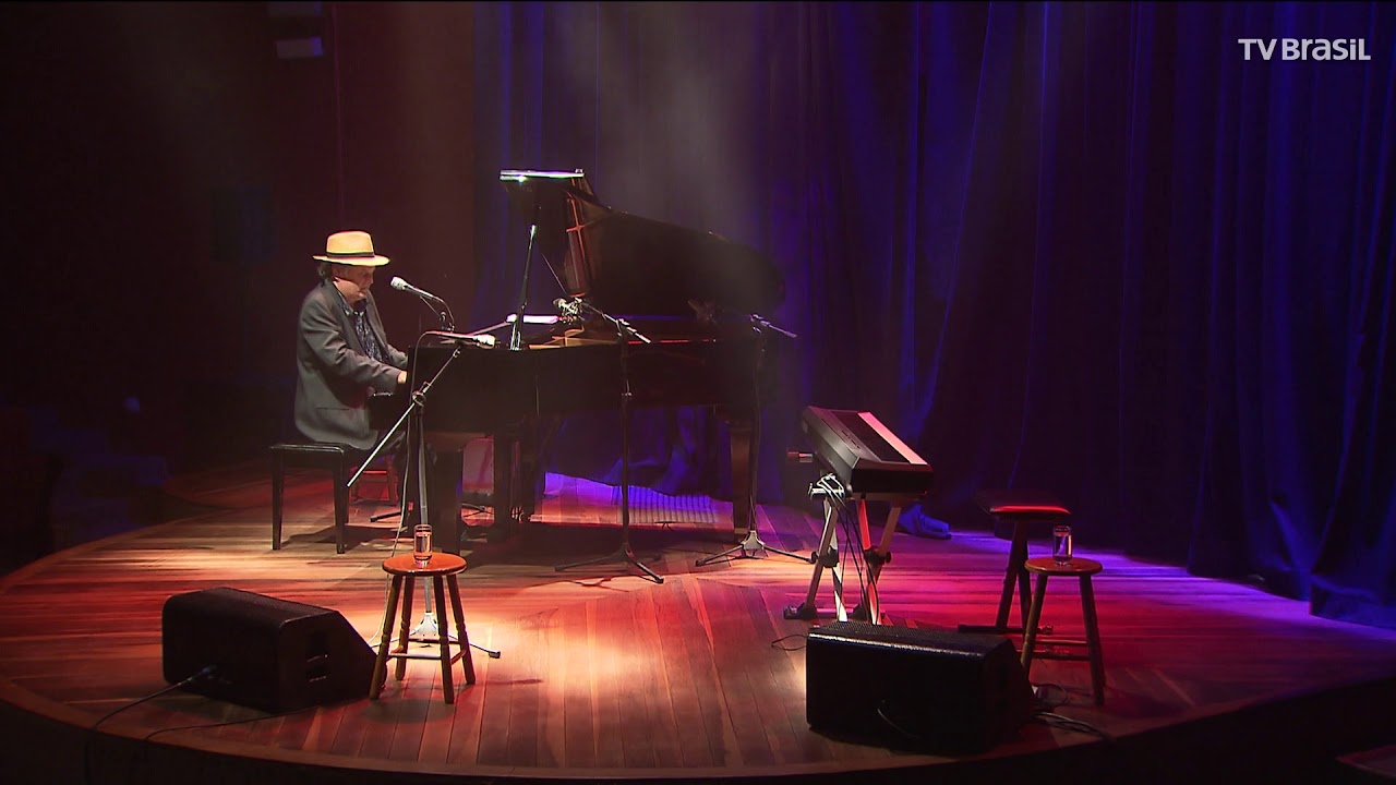 Músico Marcos Ariel toca "Pedacinho do Céu" no Todas as Bossas - YouTube