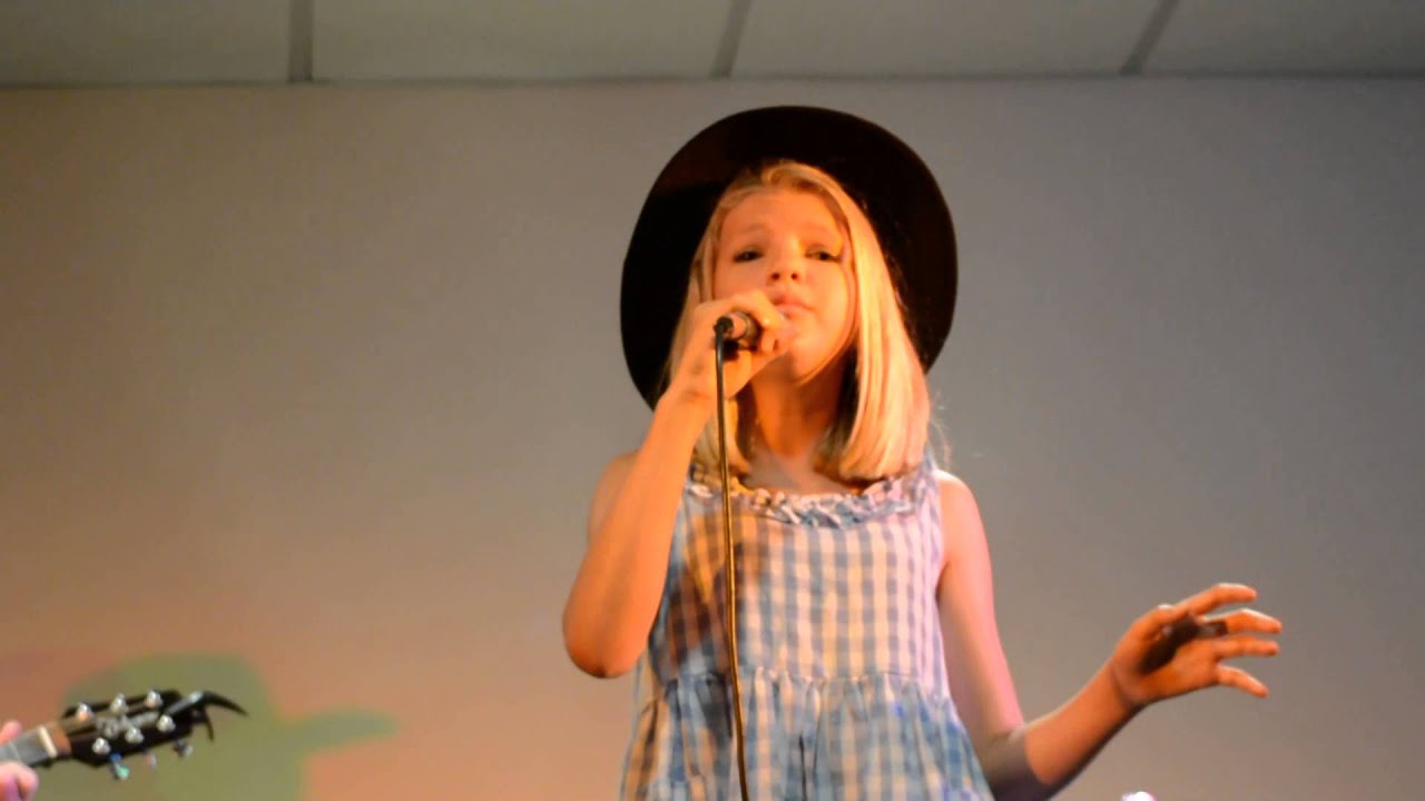 Brooklyn Scott - Call of the canyon - YouTube