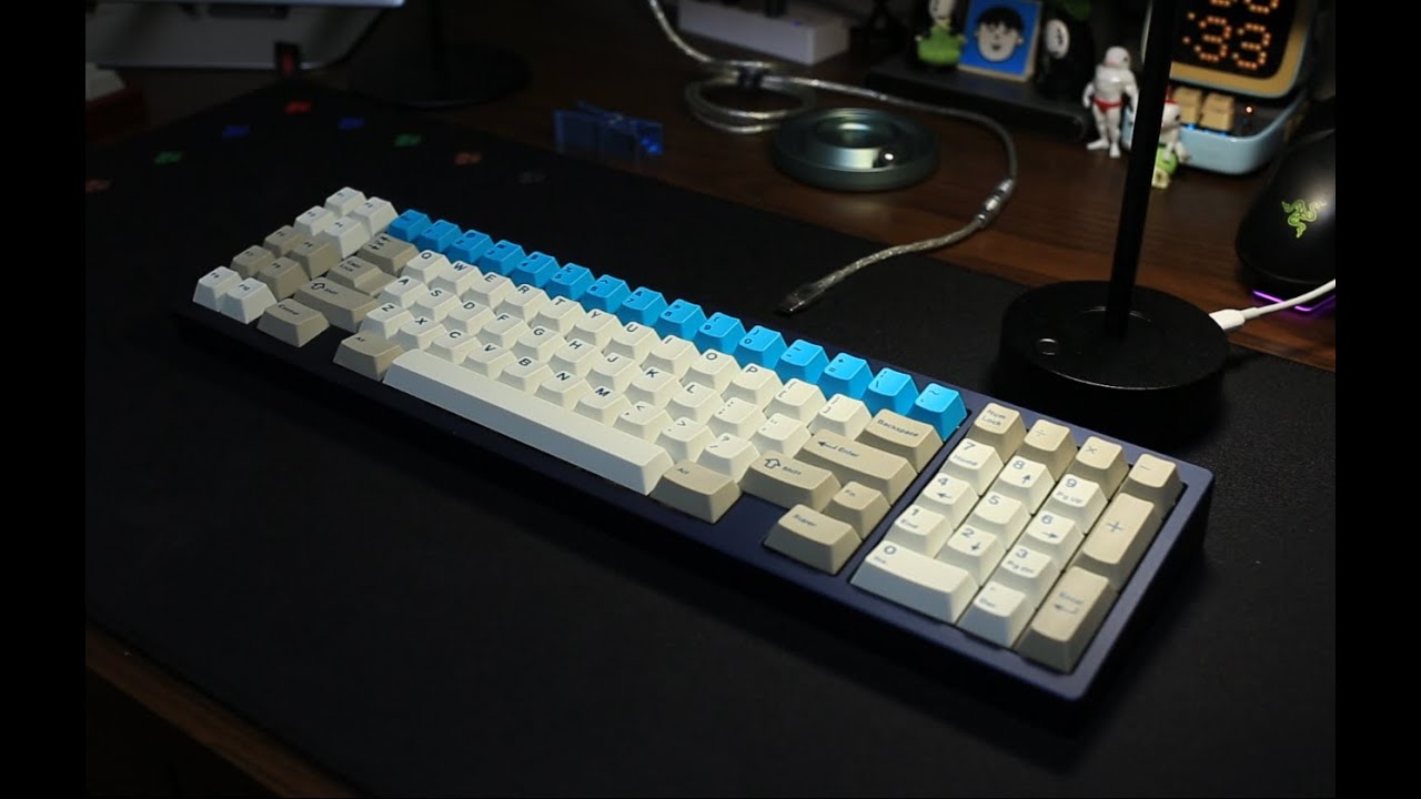 Geonworks W1-AT w/Gateron Raw (Plateless) - YouTube