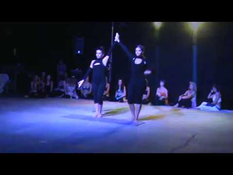 AcroYoga da Donne sotto le Stelle Libellula a.s.d.