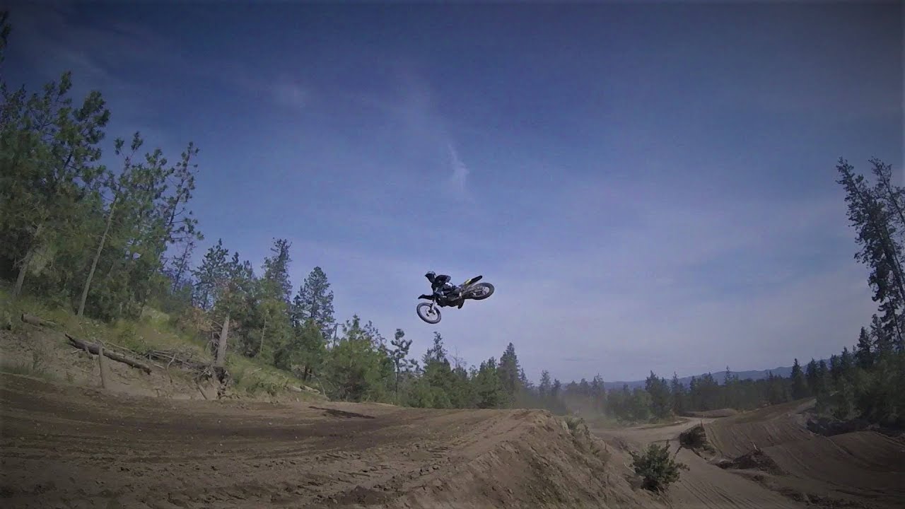 Kelowna Motocross Track Ripping with Damon Tse - YouTube