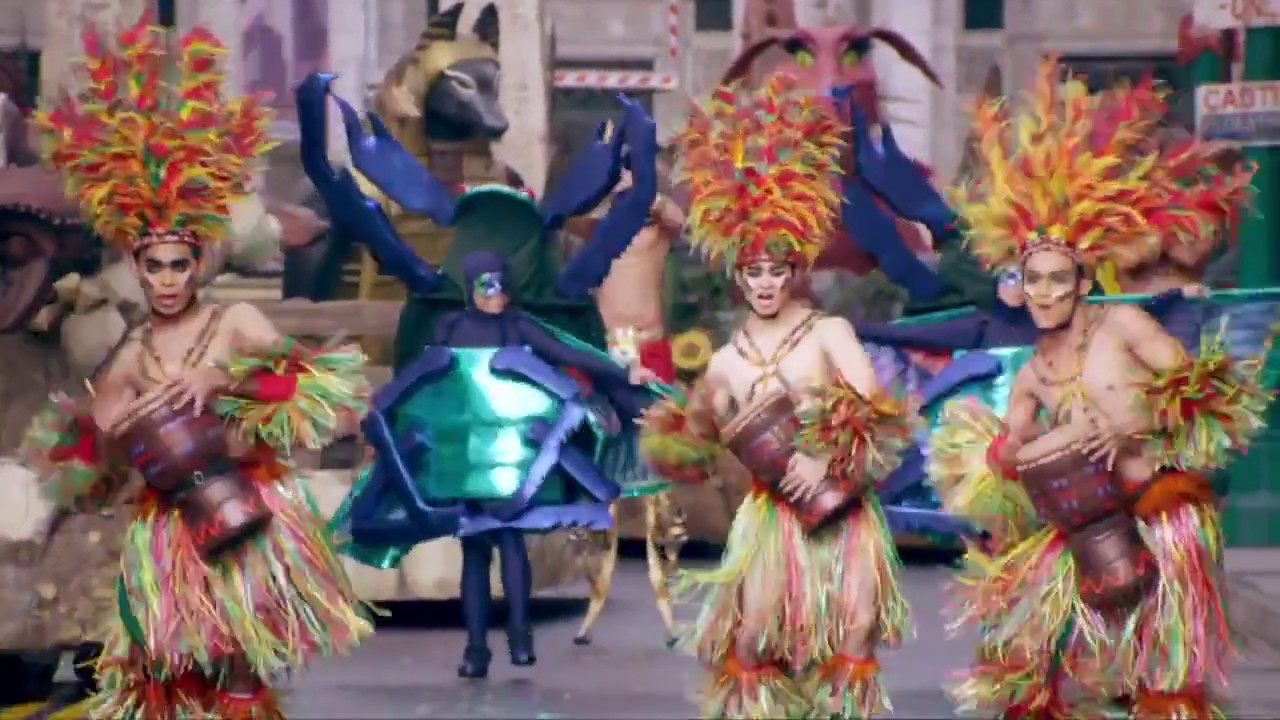 Hollywood Dreams Parade Universal Studios Entertainment - YouTube