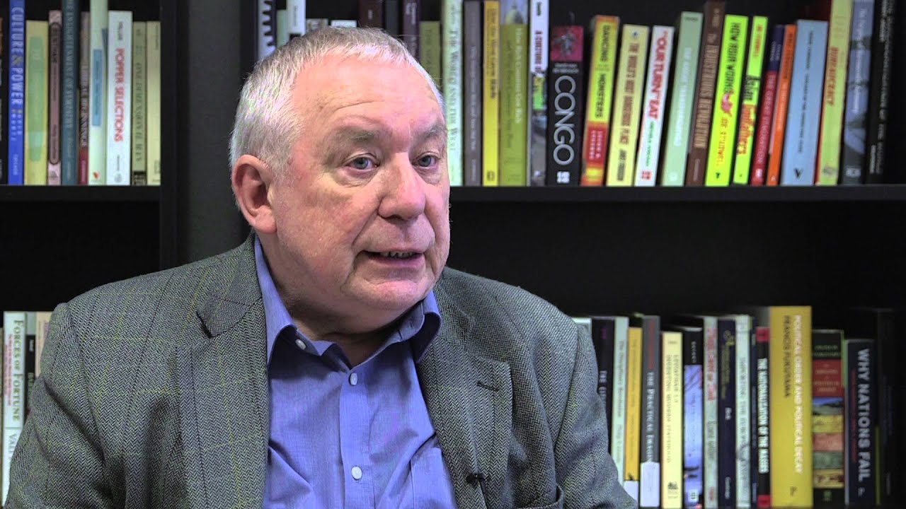 Geoffrey Roberts speaks on Stalin and leader-cult - YouTube