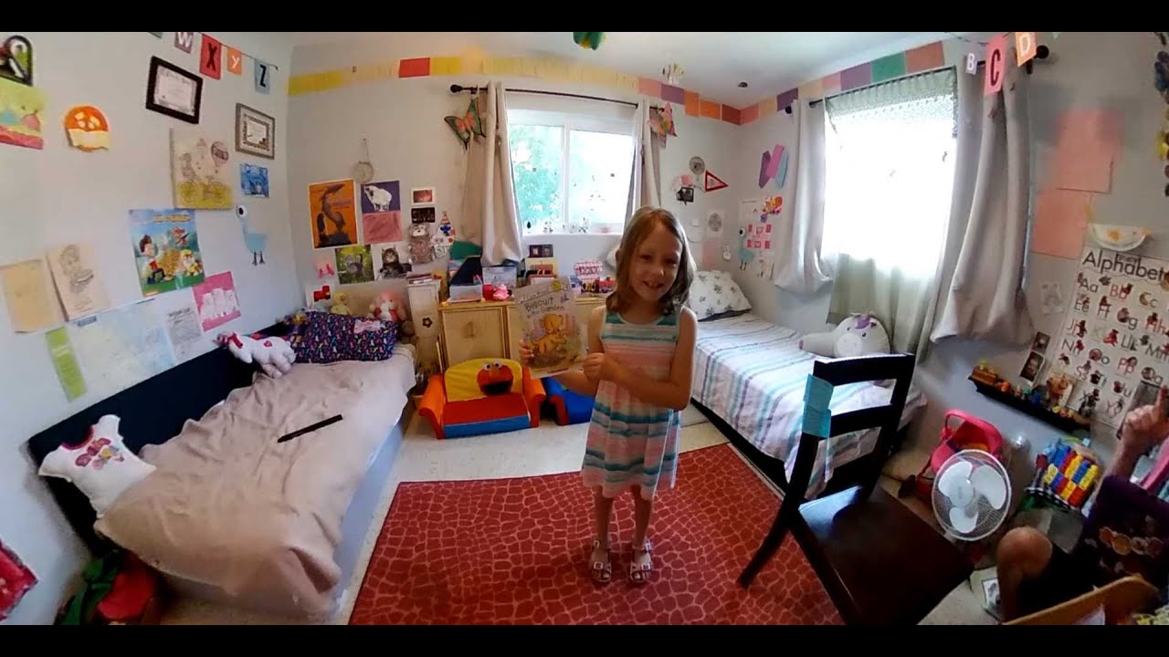 📚Kids Book Read Aloud in 360°:🐶Biscuit in the garden - YouTube