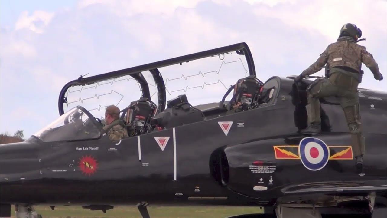 RAF Valley April 2016 - Hawk emergency. #raf #rafvalley #hawk #fastjet #jettrainer - YouTube