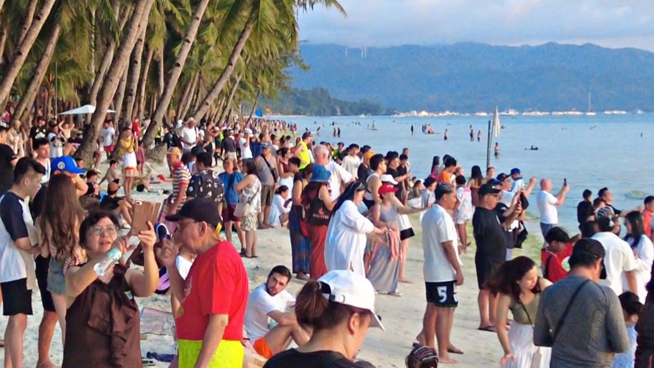 Look! This is BORACAY White Beach on March 6 2025 5:10pm Walk Crowded ...
