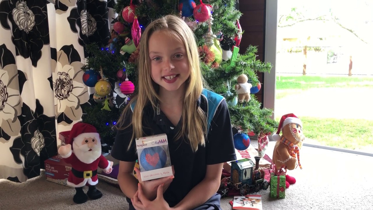 Farmers and Hospice NZ - Myesha Wilson's Charity Bauble - YouTube