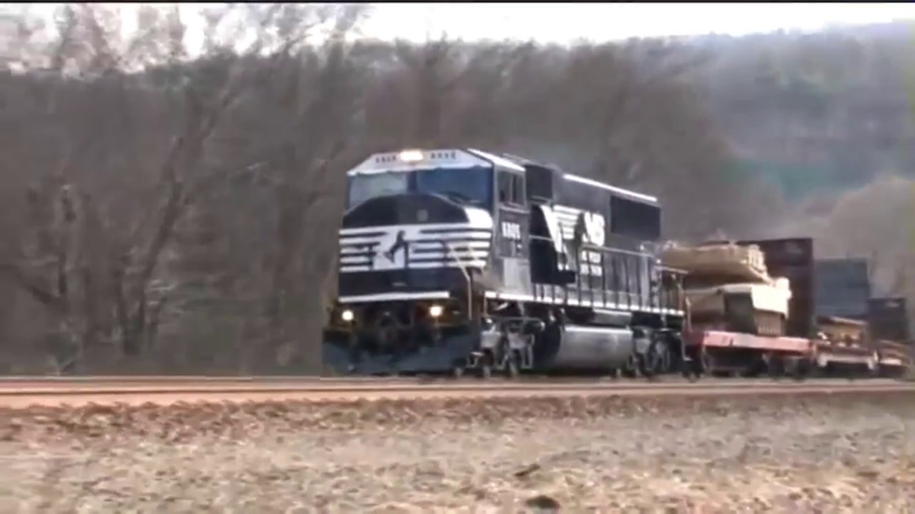 Norfolk Southern Pittsburgh Line around Newport,PA - YouTube