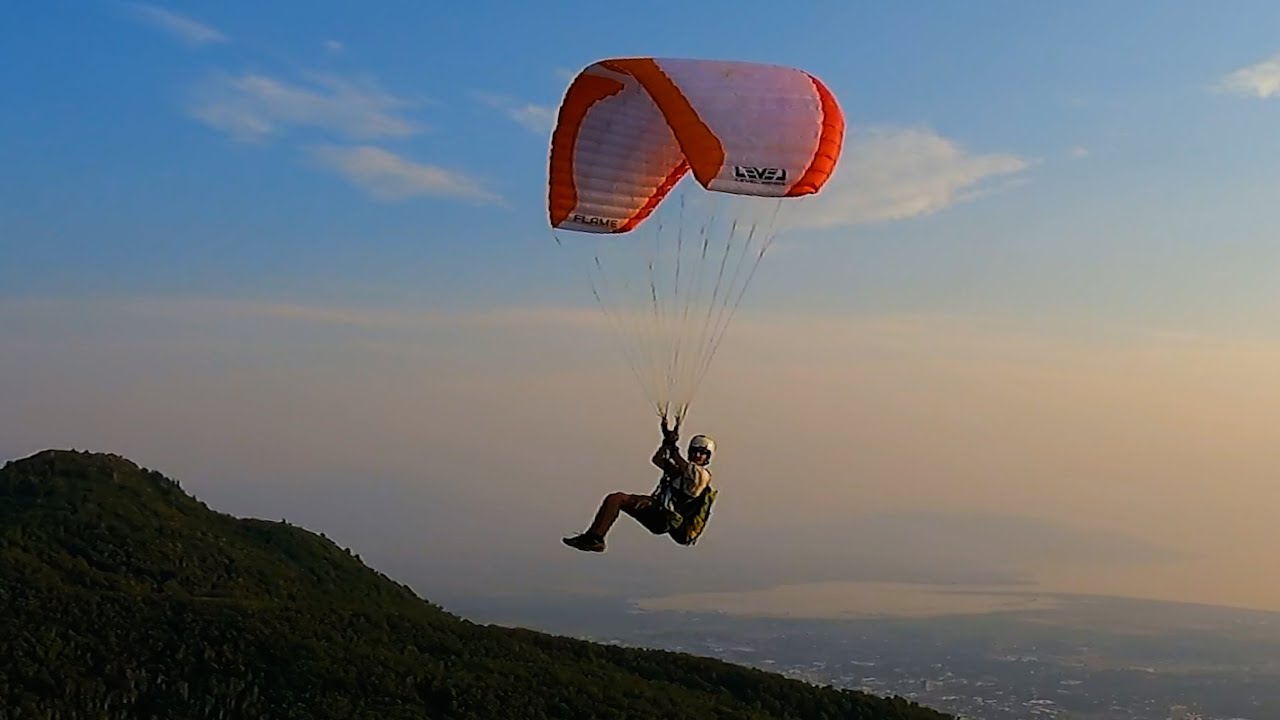 FPV Drone Chase Speedwing Launches @ 4K60 - YouTube