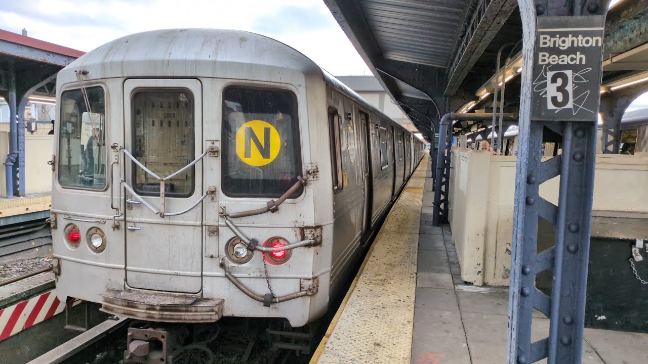 NYC Subway: Southbound R46 N Trains via Brighton Express - YouTube