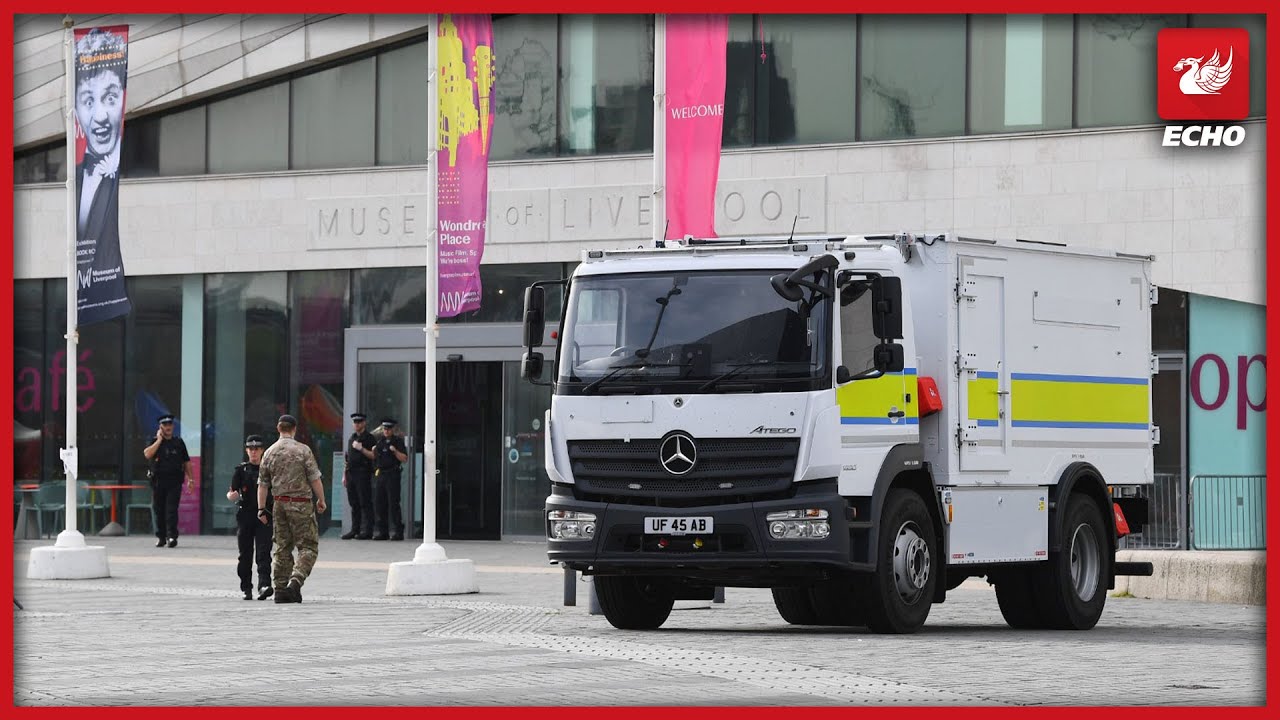 Museum of Liverpool evacuated by bomb squad after 'suspicious item ...