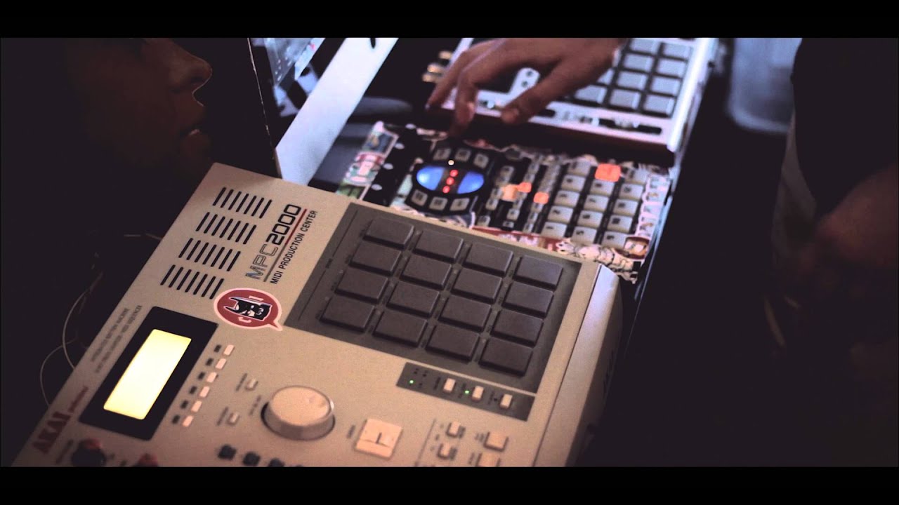 NeBrit - BOUNCING PADS (AKAI MPC 2000 - ROLAND SP404SX)(LIVE ...