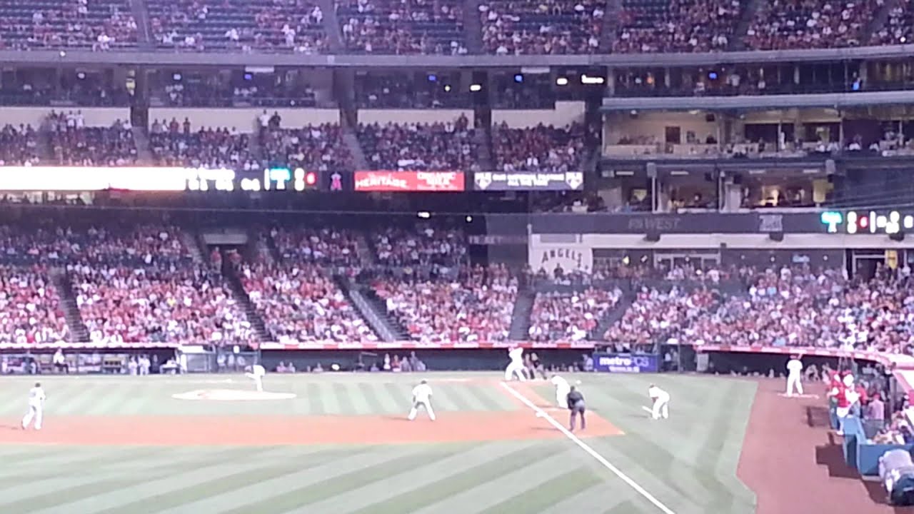 Angels vs. Mariners Part 11 - YouTube