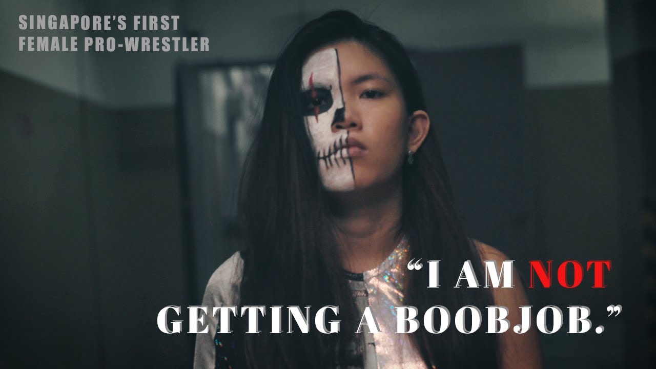 Singapore's First Female Pro-Wrestler, Alexis Lee - YouTube