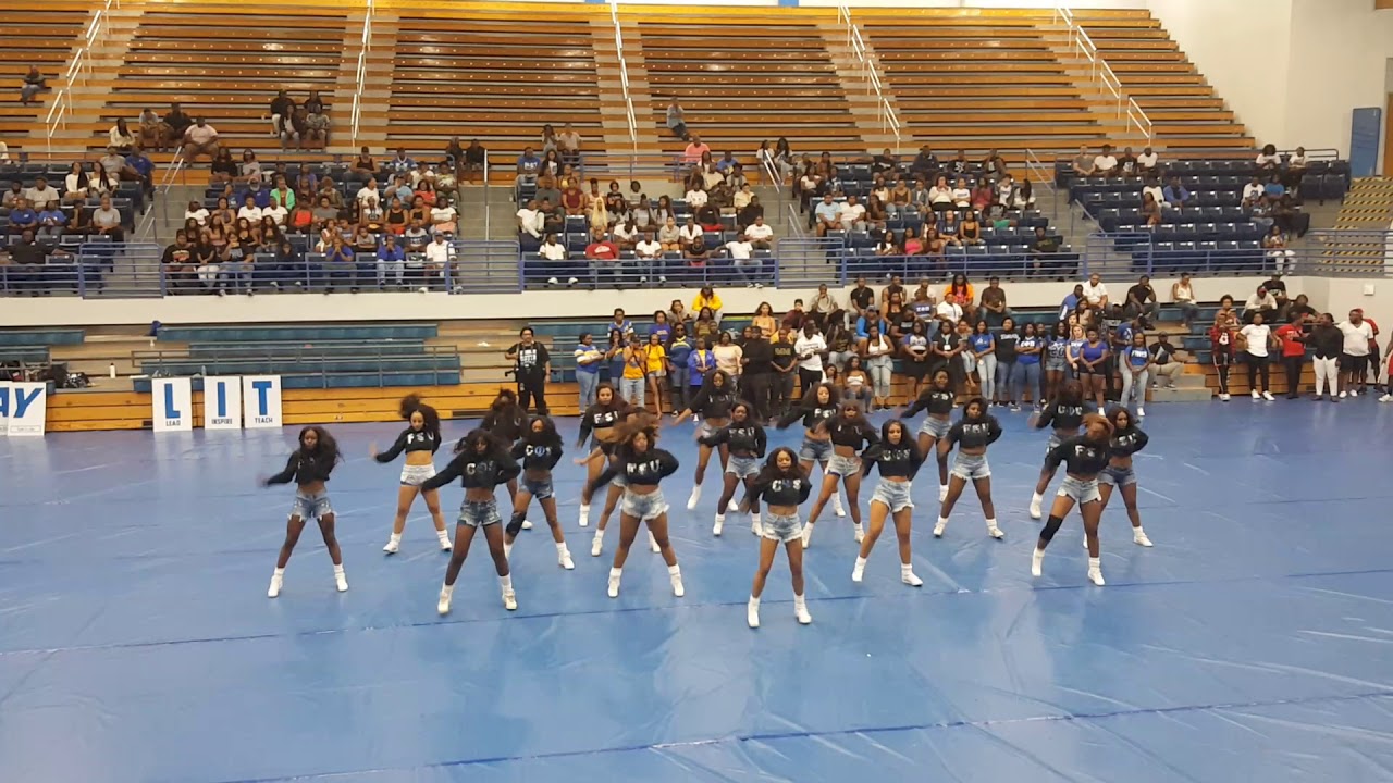 FSU Cheer Phi Smoov Spirit Night 2018 - YouTube