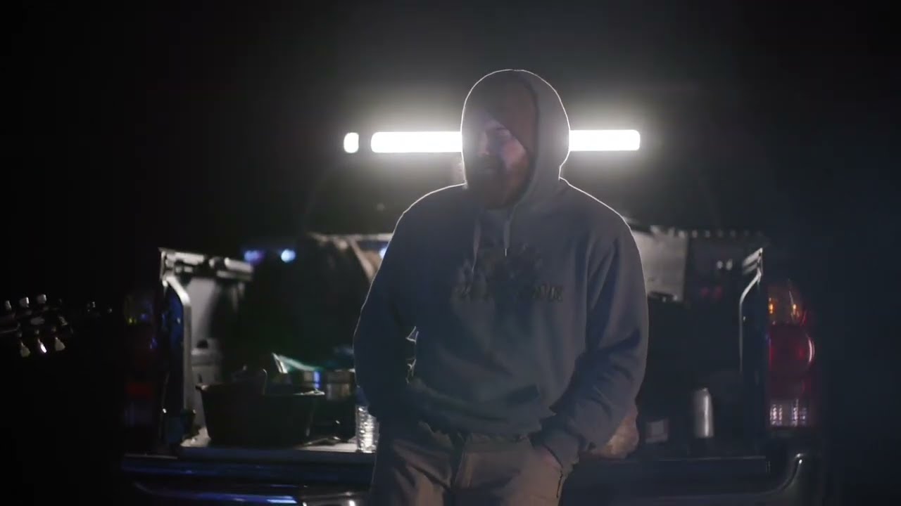 The Brothers Hunt - "Callin' Baton Rouge" Chords - Chordify