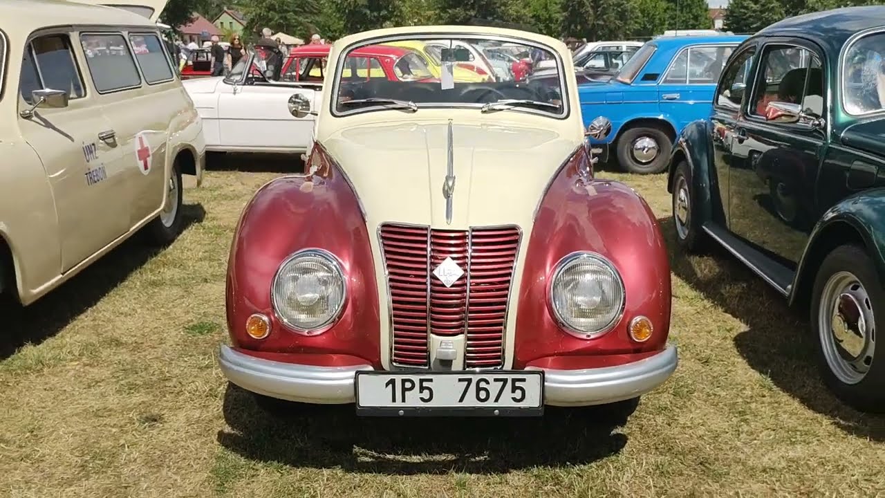 IFA F9 Cabrio - YouTube