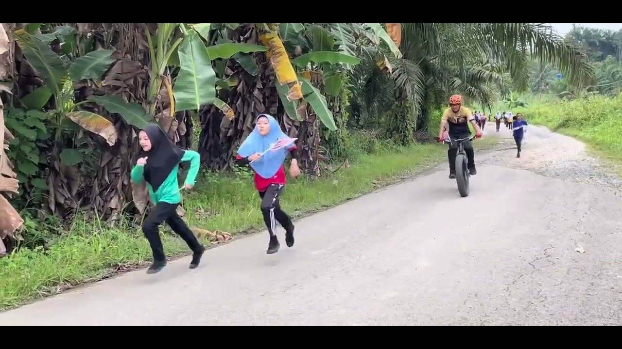 WARNA-WARNI PROGRAM LARIAN MERDEKA 2022 - YouTube