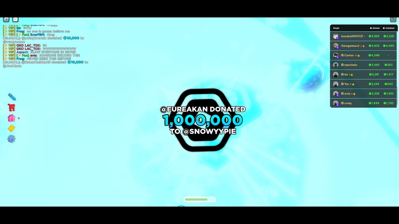 HE GAVE 1.6M ROBUX IN MY SERVER! 💵👀 - YouTube