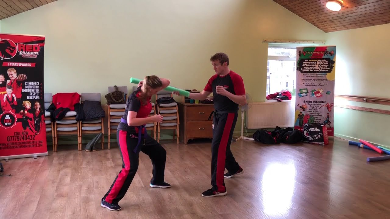 How to block a Roundhouse Kick - Kickboxing Tutorial - YouTube