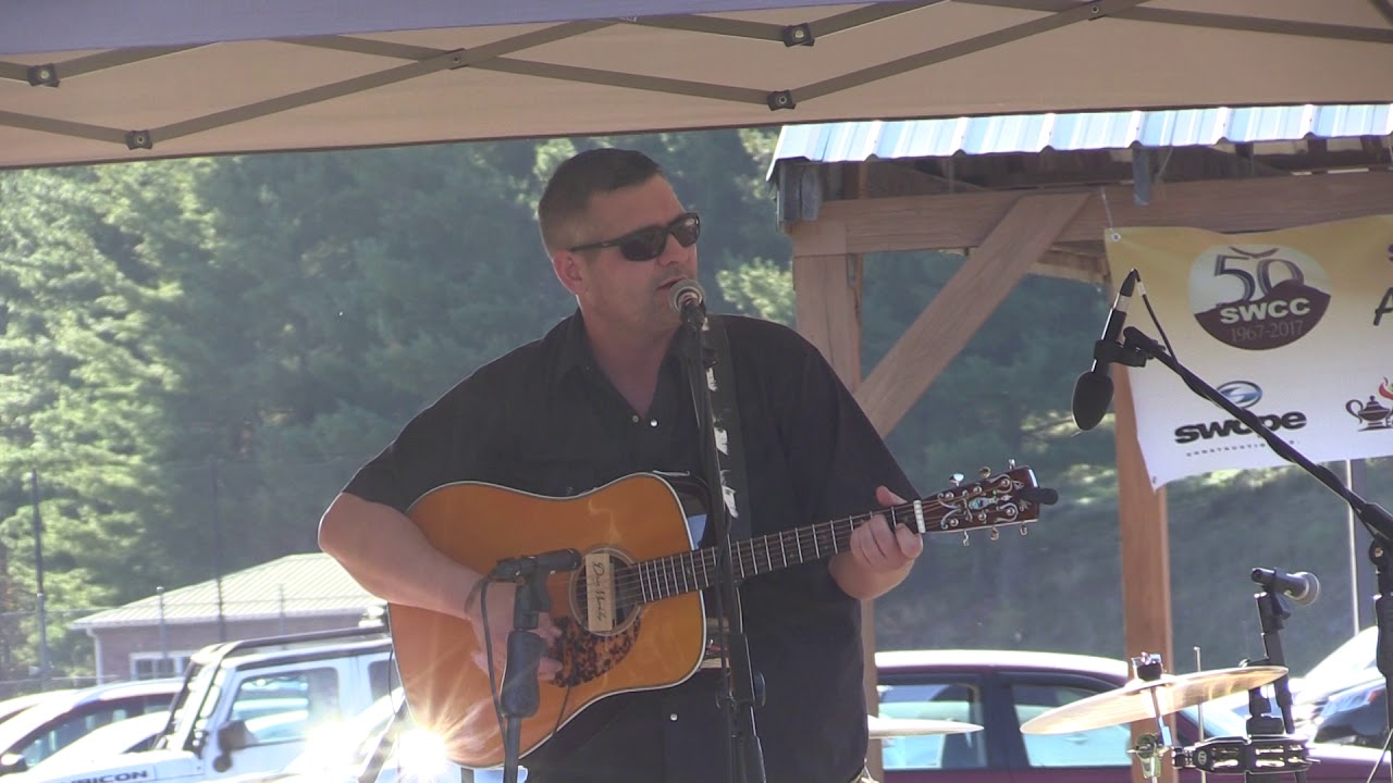 Robert Lester Smoky Mountain Memories - YouTube