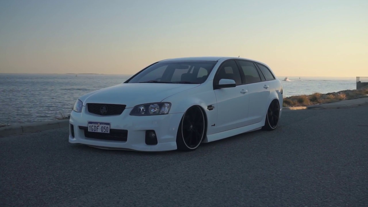 Slammed Commodore Wagon - YouTube