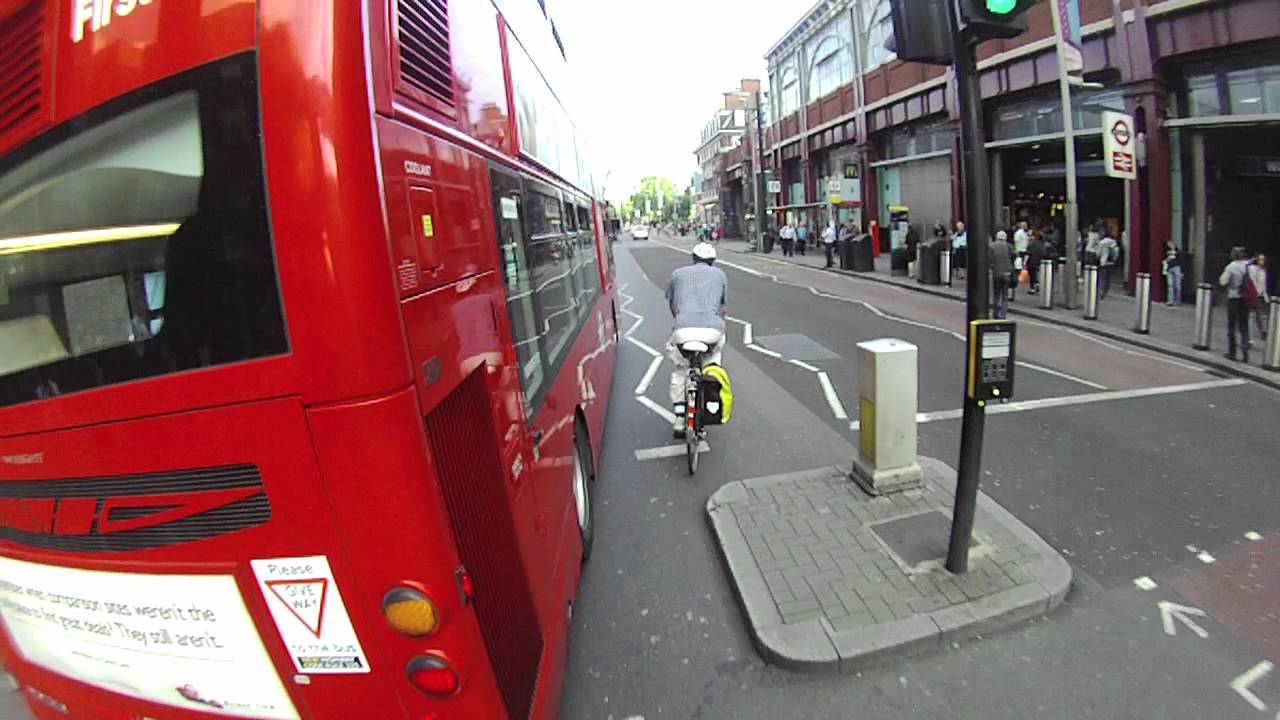 Bus Cold Shoulders Crappy Cyclist - YouTube