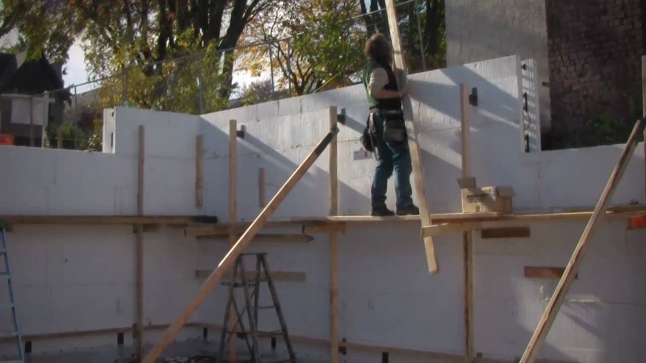 Horizontal Bracing Installation - YouTube
