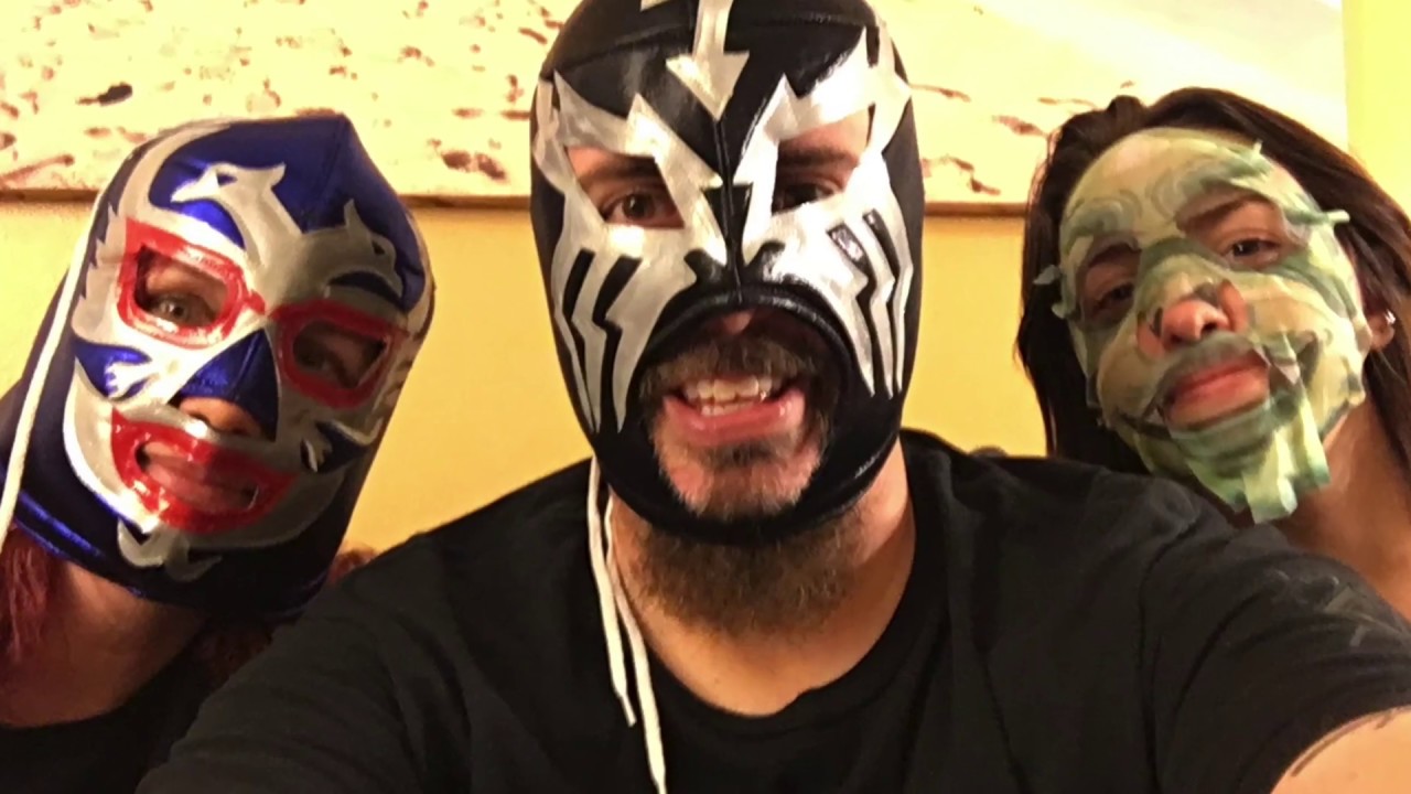 Lucha Masks! SNP Animal Masks! Mail Time! - YouTube