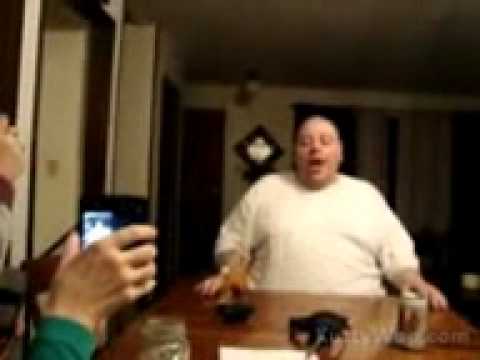 Fat man laughing like a baby - YouTube