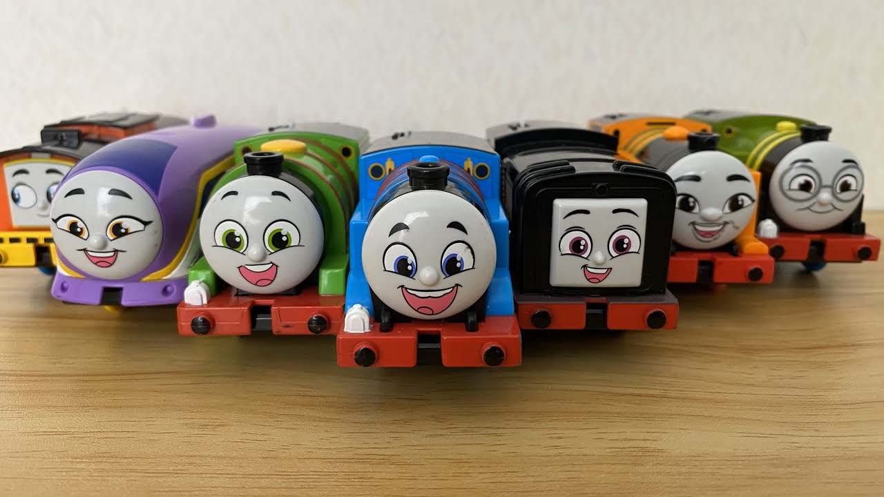 [Plarail] Three-dimensional intersection, turn rail and Thomas and ...