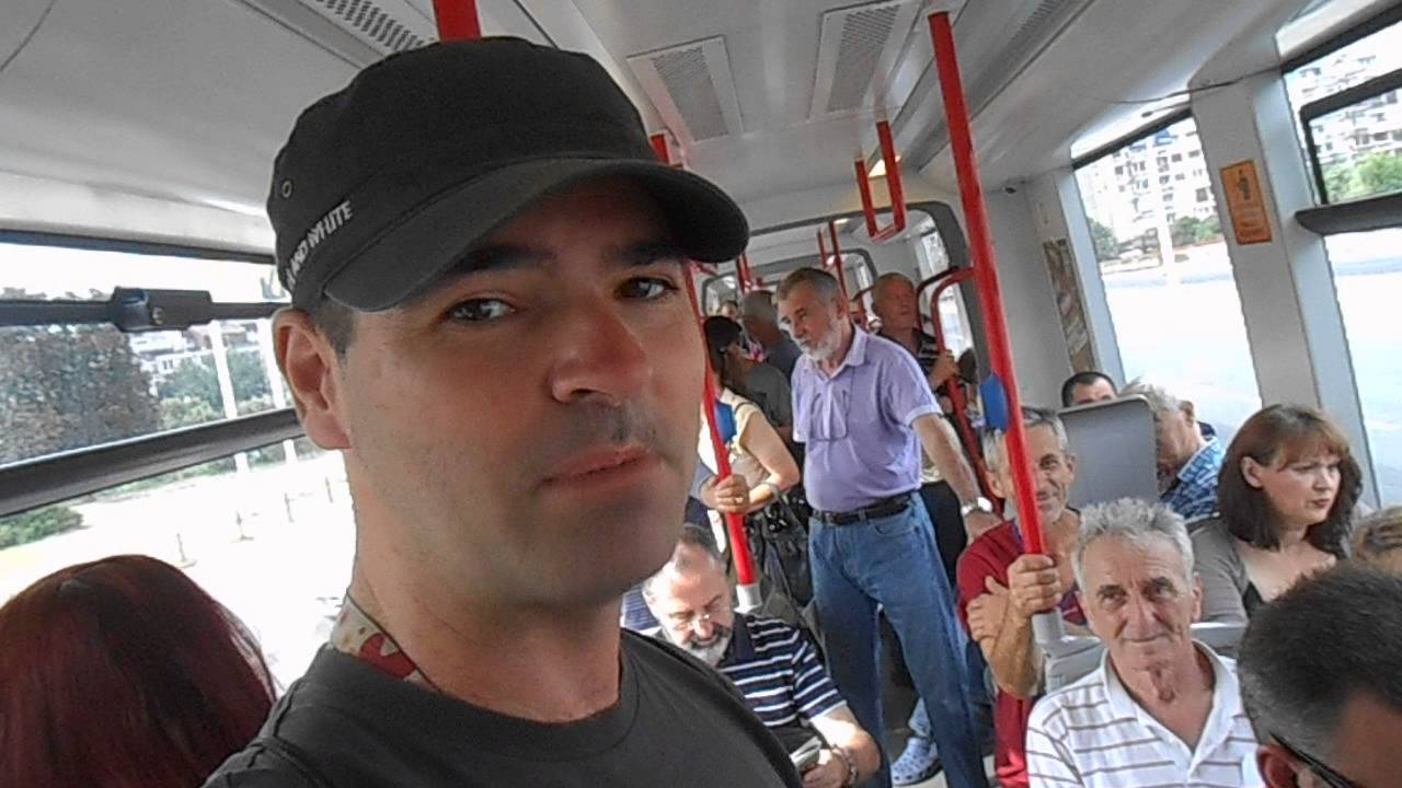 SAMO BABA PRAVI DOBRE PROJE - YouTube