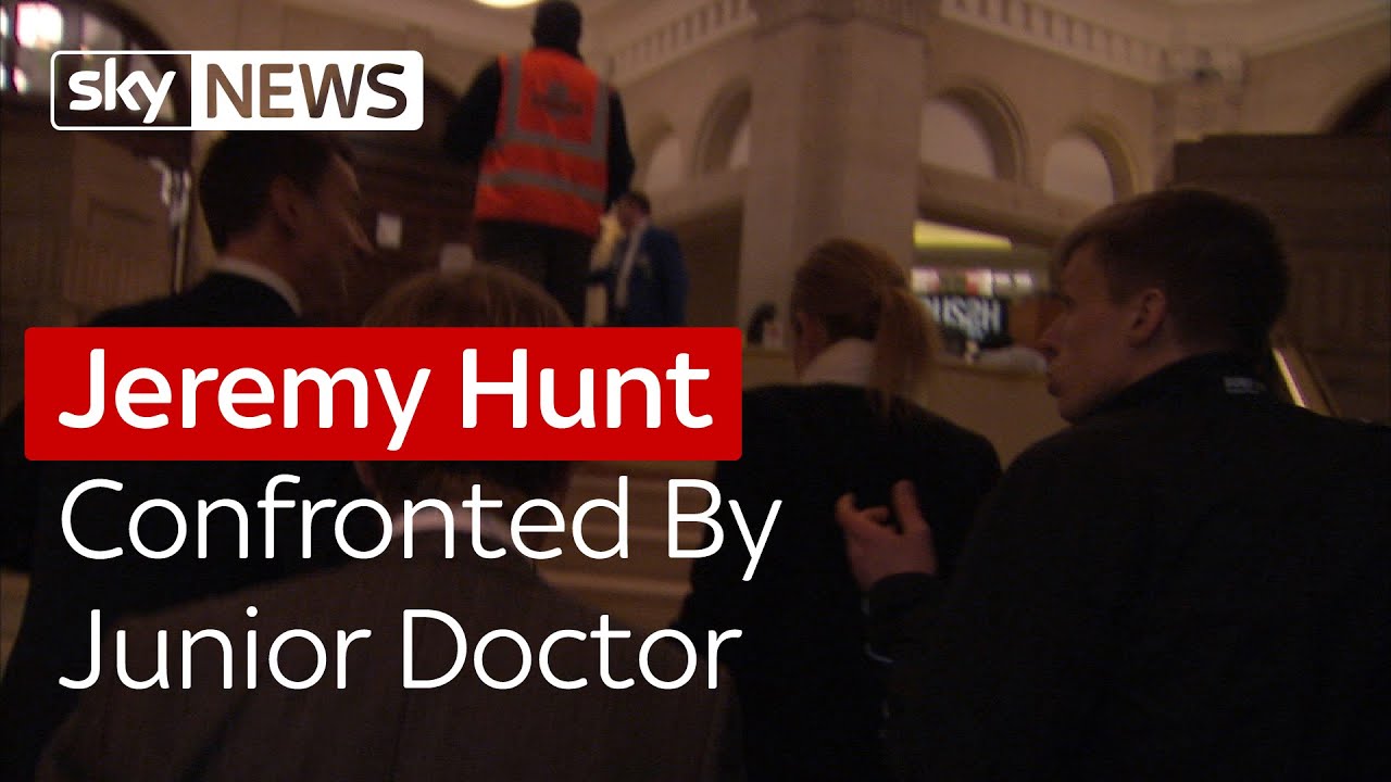 Health Secretary Jeremy Hunt Confronted By Junior Doctor - YouTube