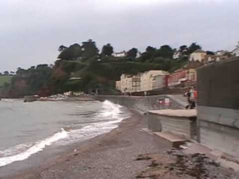 Train runs into Cave TRAINS IN DEVON, - YouTube