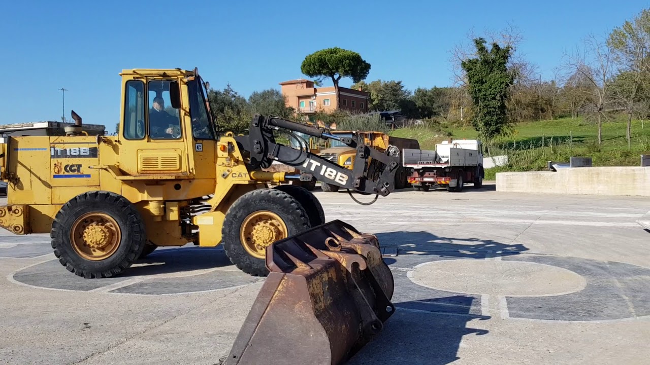 Caterpillar IT18B 1DF00386 1987 - YouTube