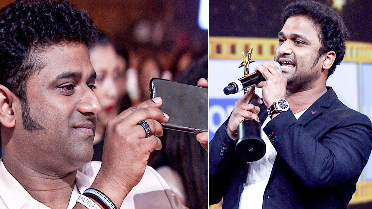 What a moment - Devi Sri Prasad capturing live performance of his ...