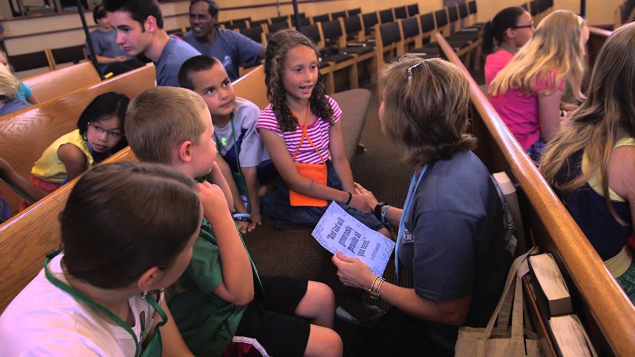 Base Camp Sing and Play at Everest VBS 2015 | Group VBS - YouTube