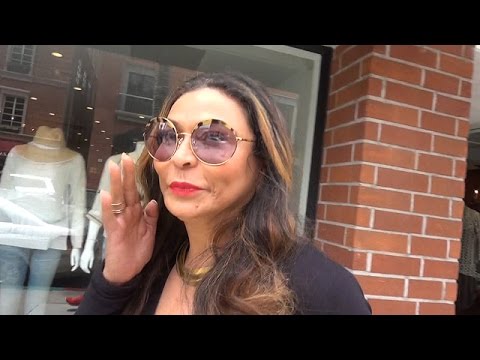 Tina Knowles Is Asked What Beyonce And Jay Z Got Her For Mother's Day ...
