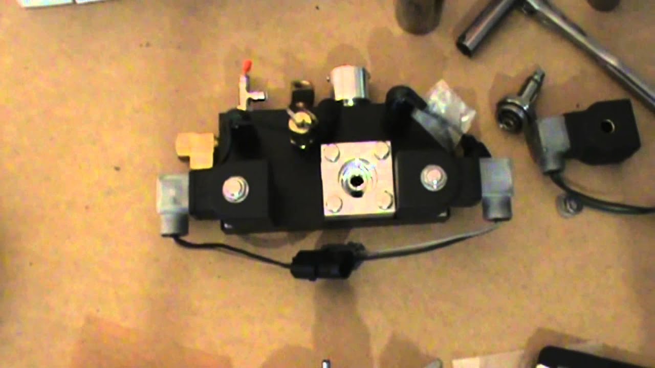 Hummer CTIS Manifold Video - YouTube